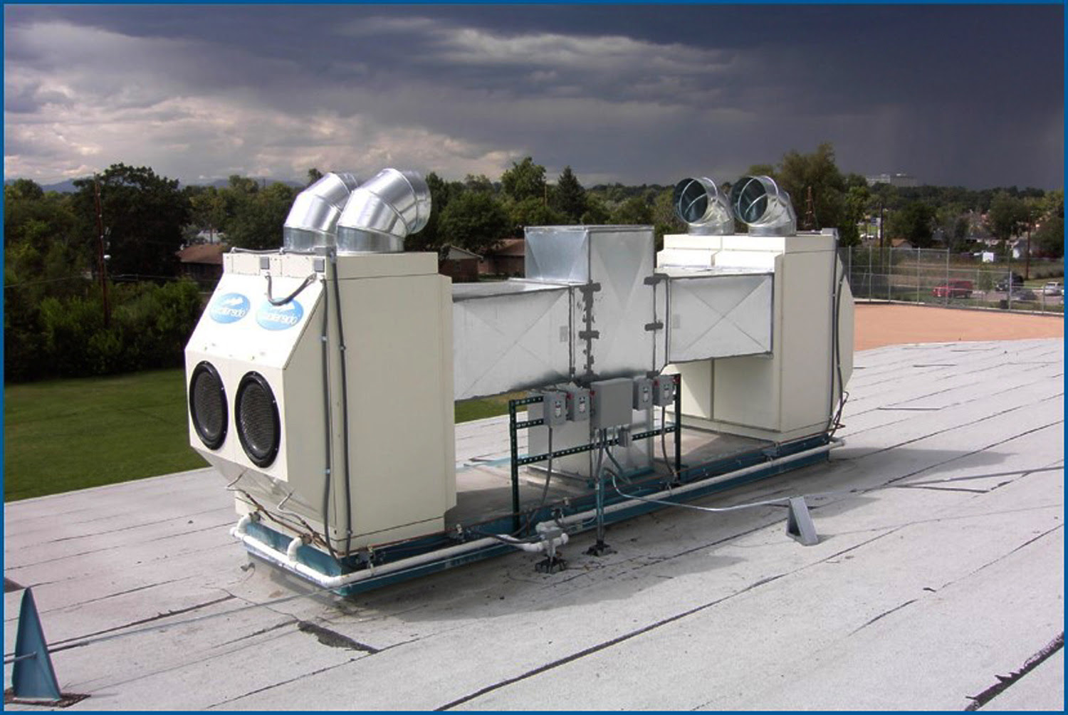 Coolerado M50C da Coolair - O Instalador - Informação profissional do ...