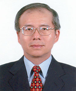Entrevista a Jaime Chen, director económico de la Oficina Económica y ...