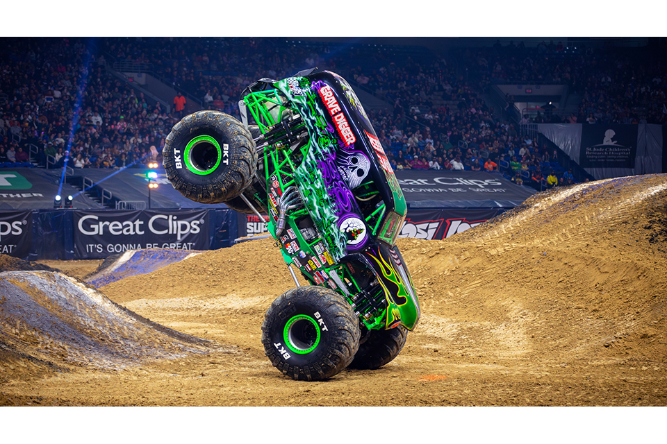 BKT e Feld Motorsports prolongam parceria Monster Jam até 2031 ...